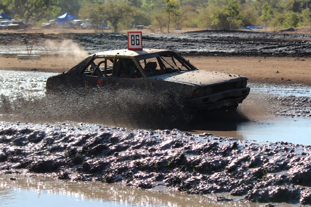 Qld Title Twin Track Mud Racing Event Rockhampton Regional Council